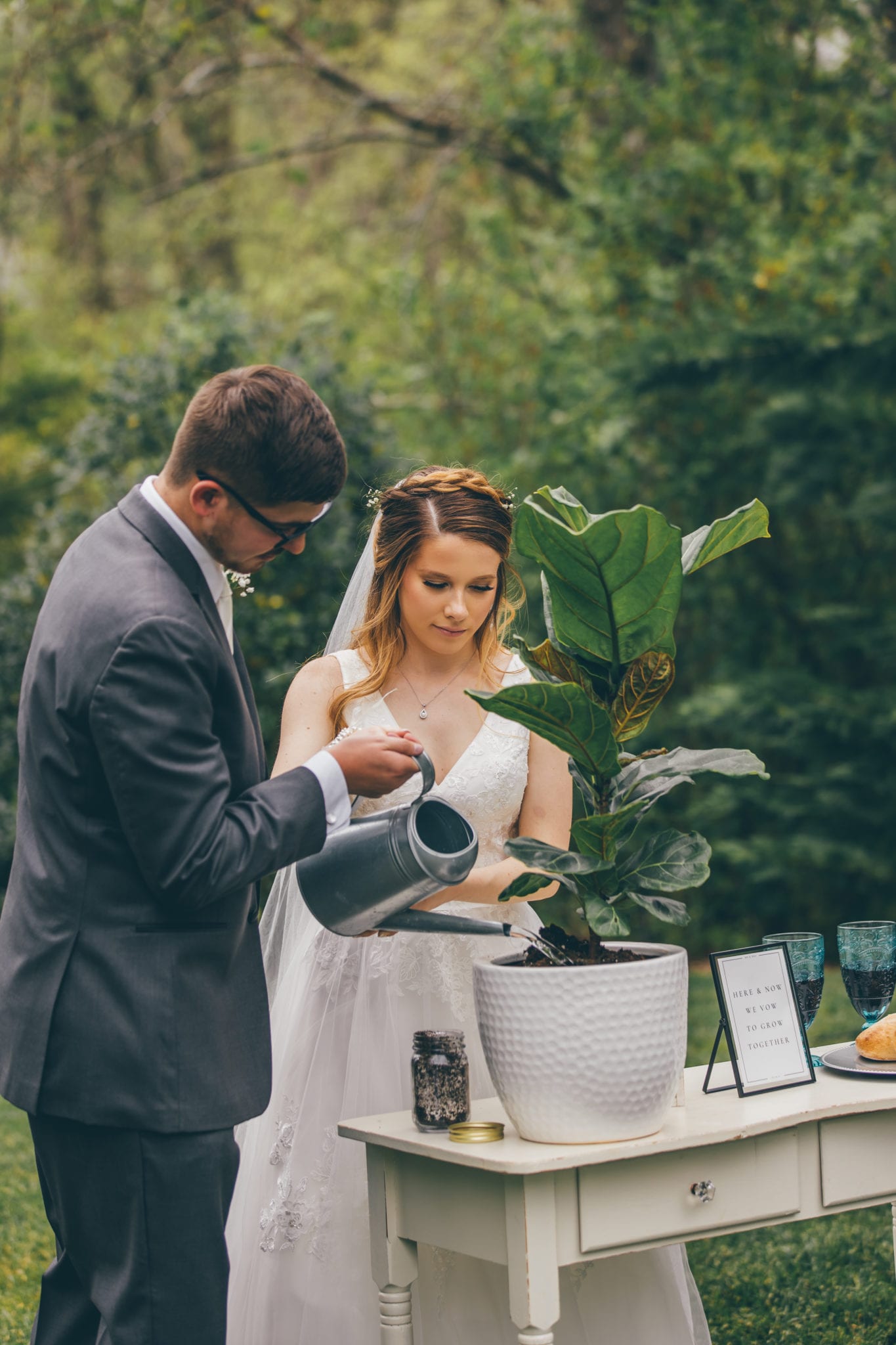Jessica + Adam Wedding at The Millstone | caitlindphotos.com