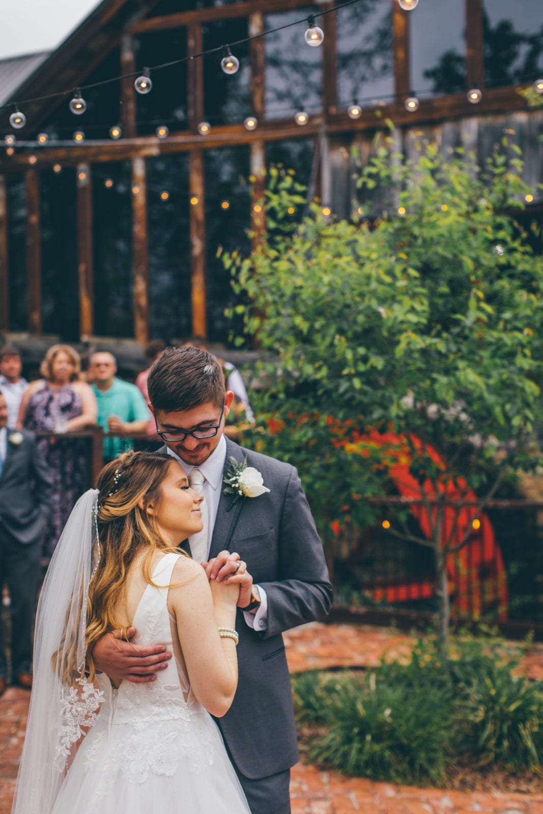 Jessica + Adam Wedding at The Millstone | caitlindphotos.com