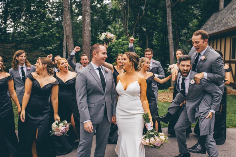 10 Items Everyone Needs on Their Wedding Day | caitlindphotos.com