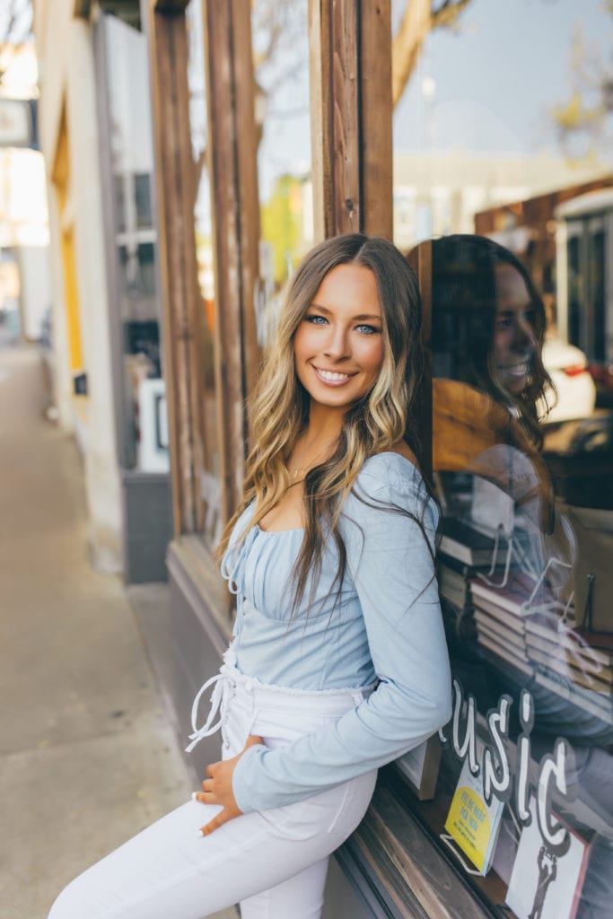 Emma Senior Session | caitlindphotos.com